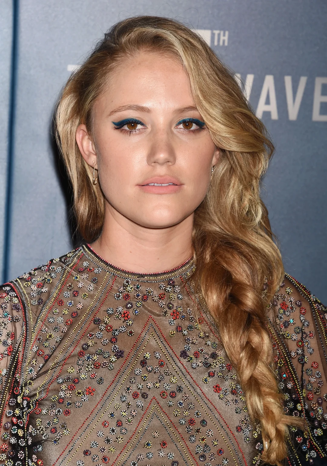 Maika Monroe | Scrolller