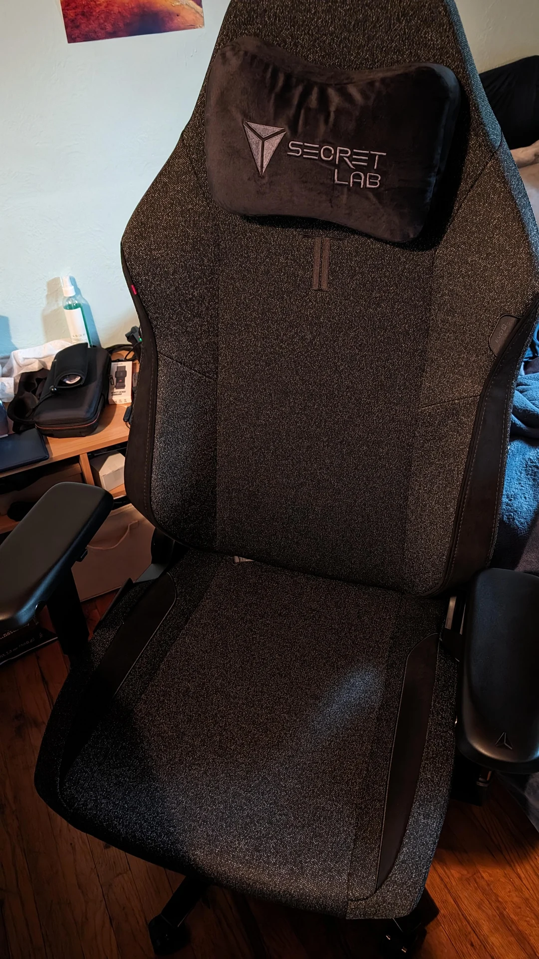 #SecretLab | Scrolller