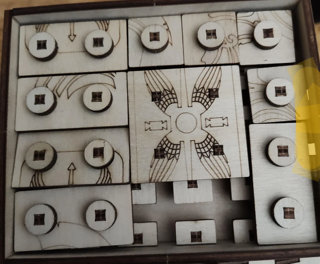 Sliding puzzle help! | Scrolller