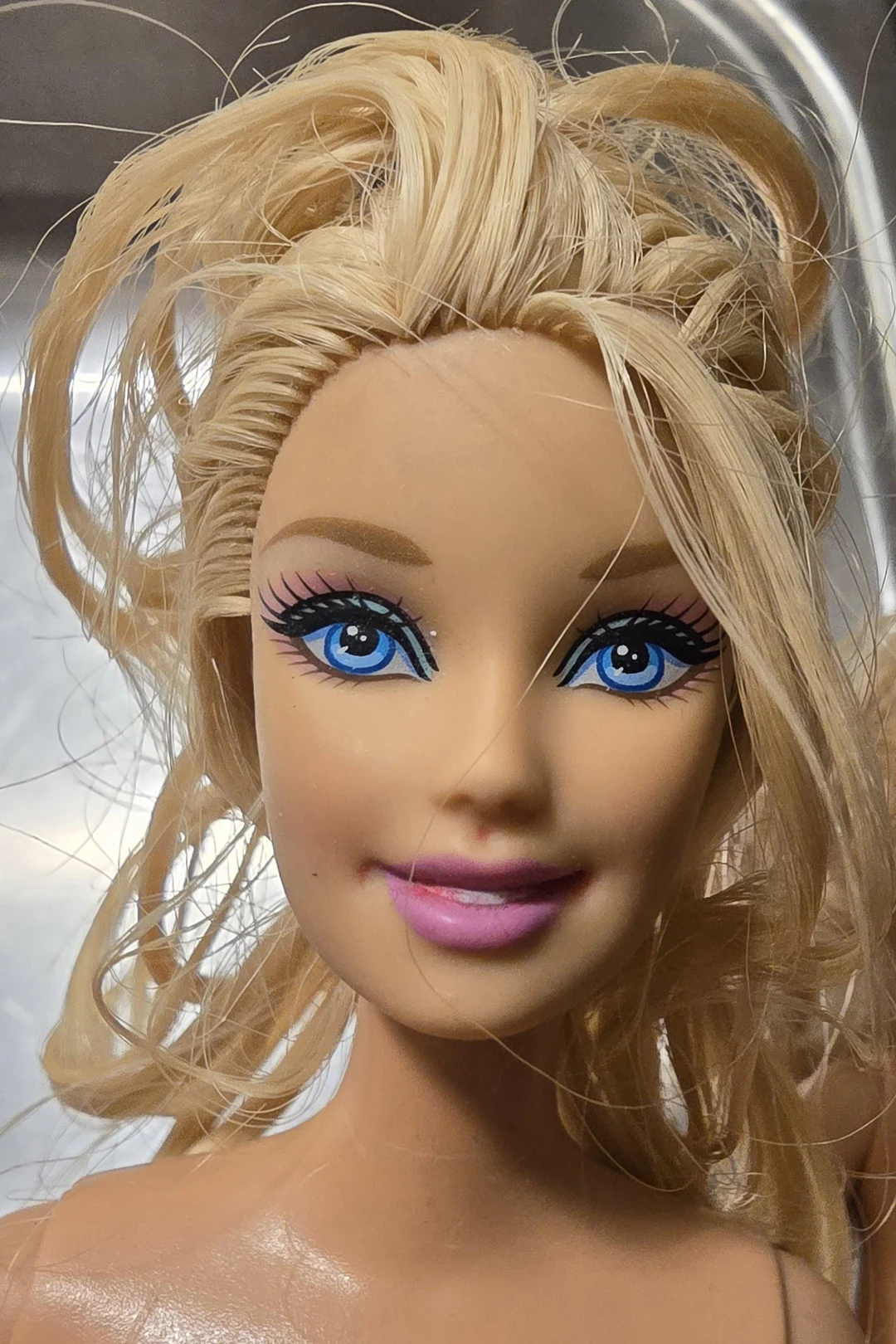 Can anyone help identify this Barbie? Thanks! | Scrolller