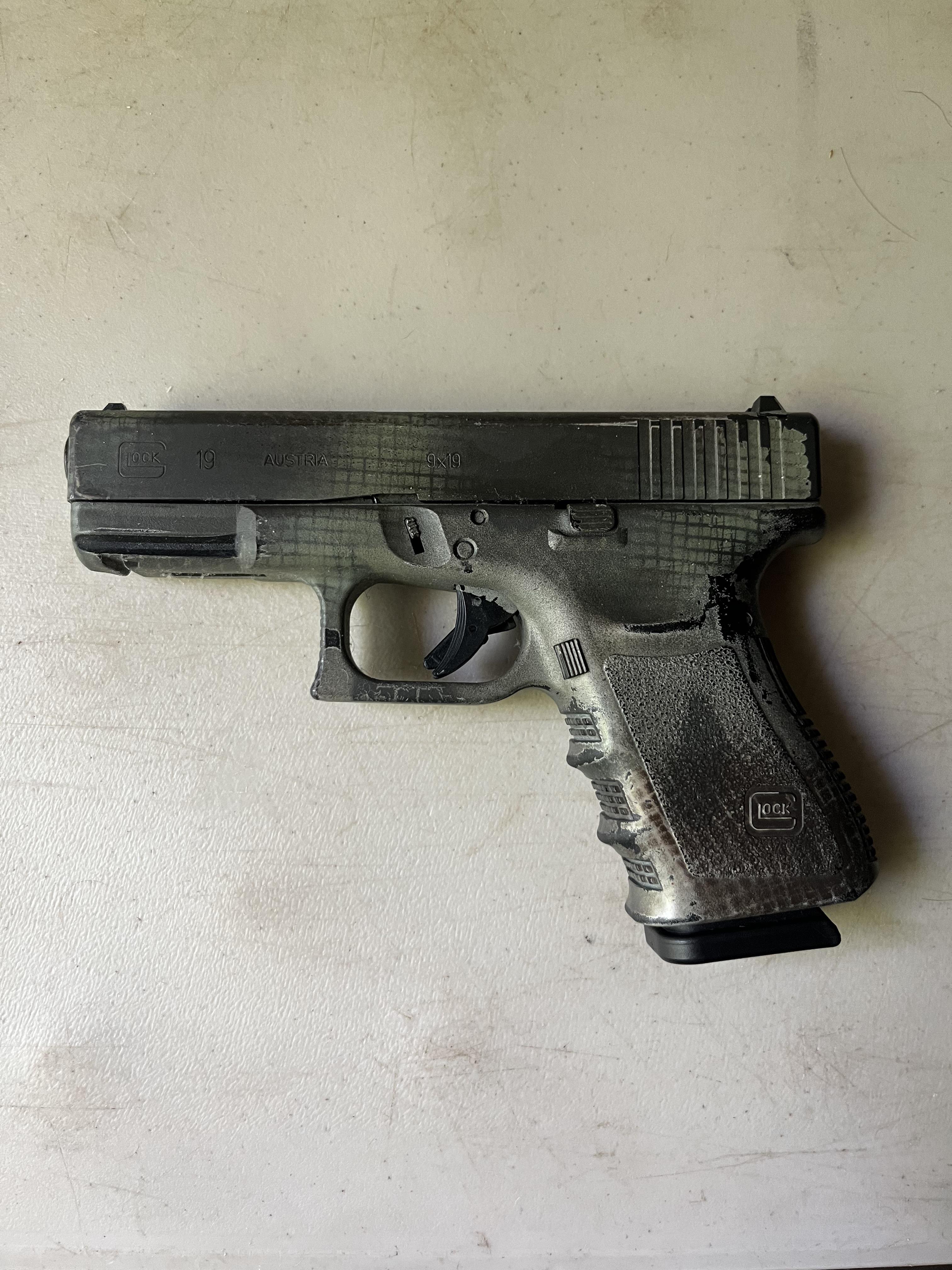 To the other guy with a rattle-canned Glock today. I liked it :) | Scrolller