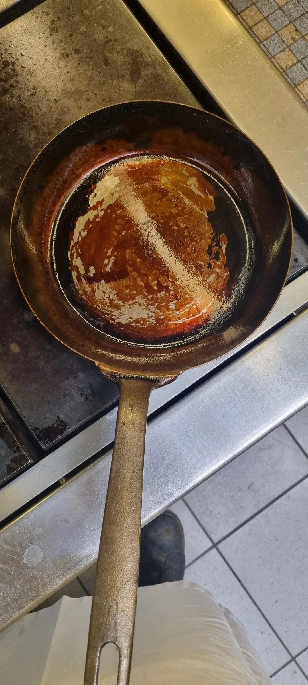 Can i fix this pan? | Scrolller