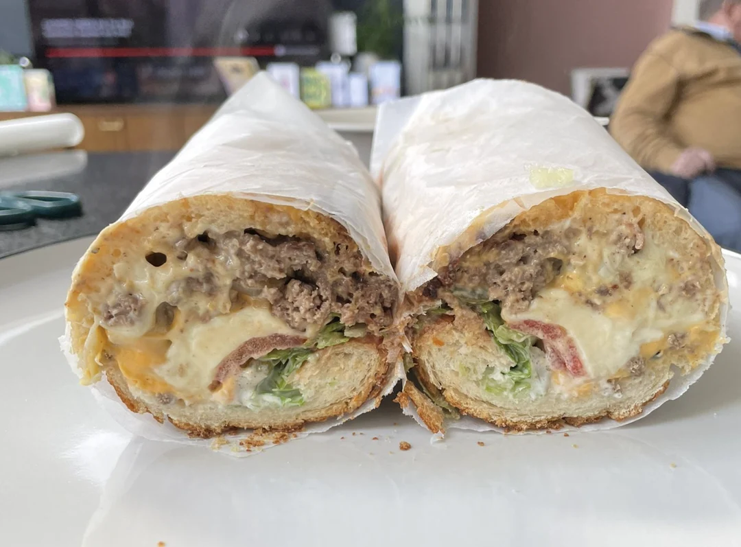 Homemade chopped cheese | Scrolller