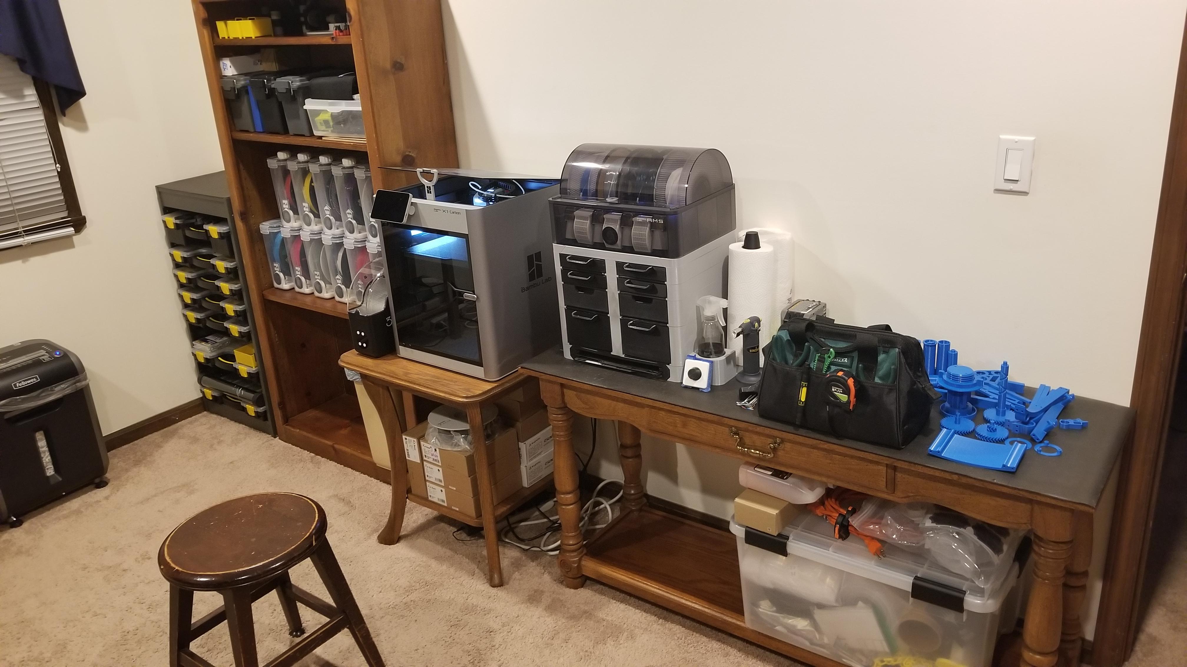 Was given 1 wall for printing and I'm using every last bit of it | Scrolller