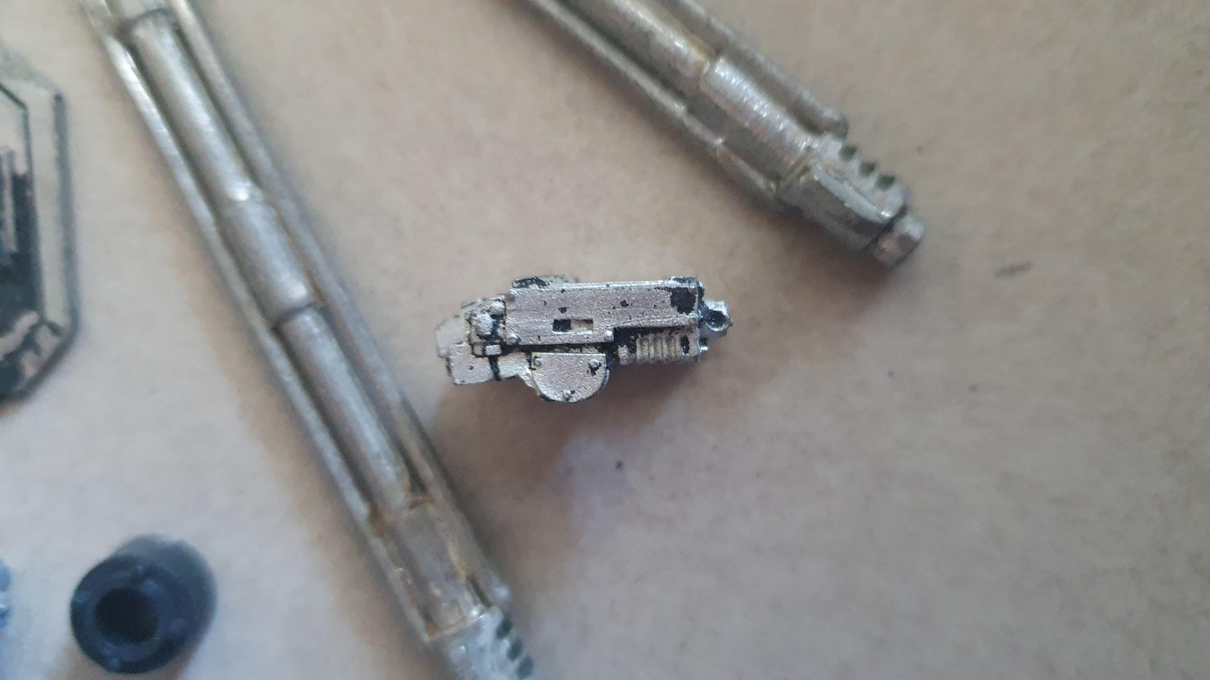 Help identify parts | Scrolller