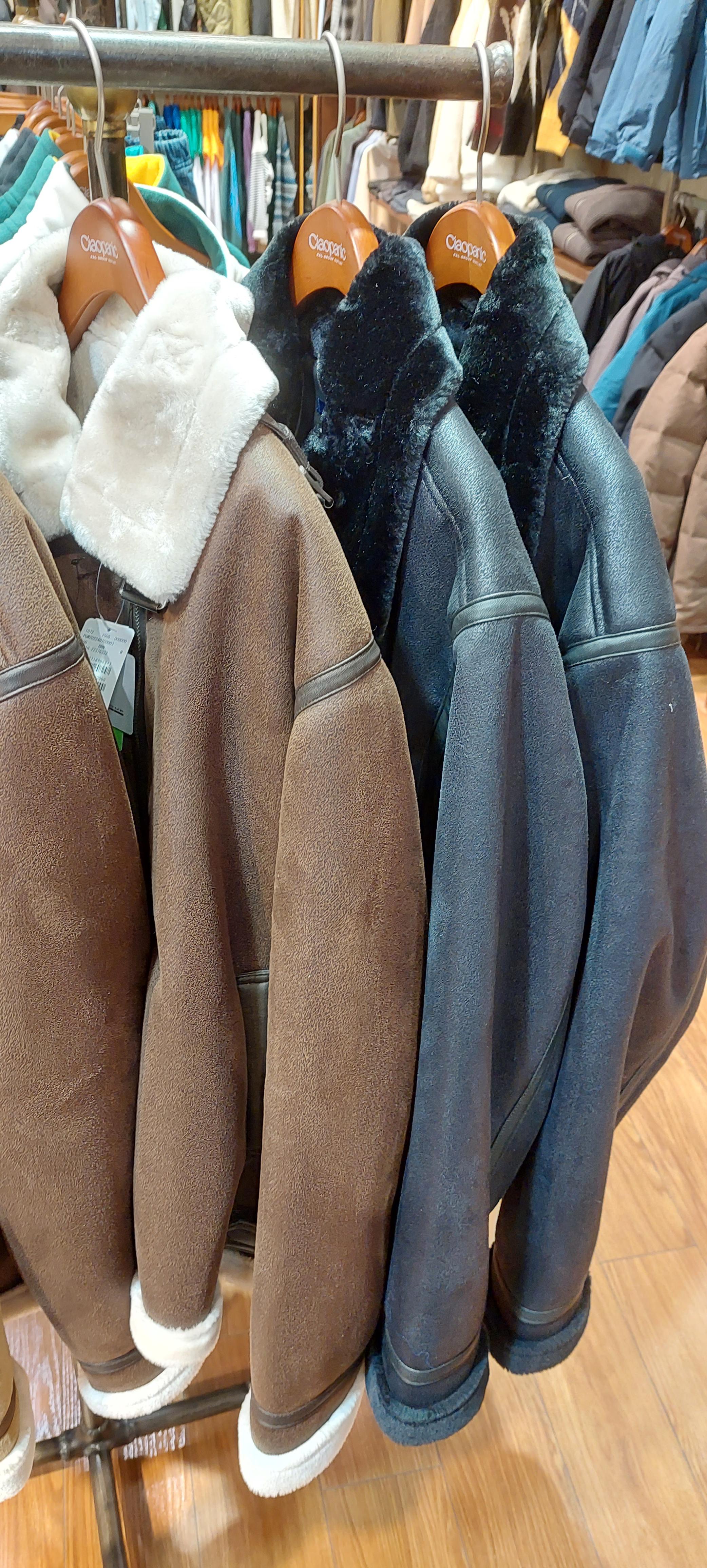 What's this style of jacket called? | Scrolller