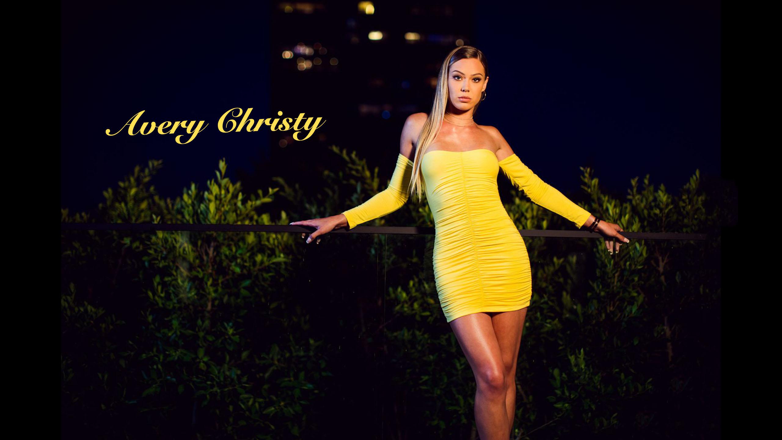 Avery Christy | Scrolller