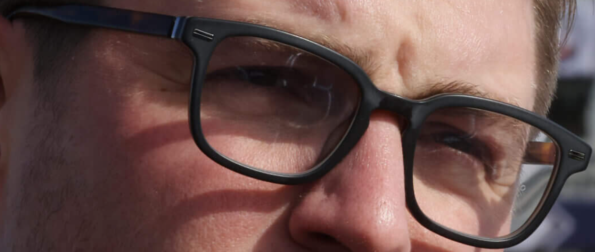 Help identifying these frames? | Scrolller