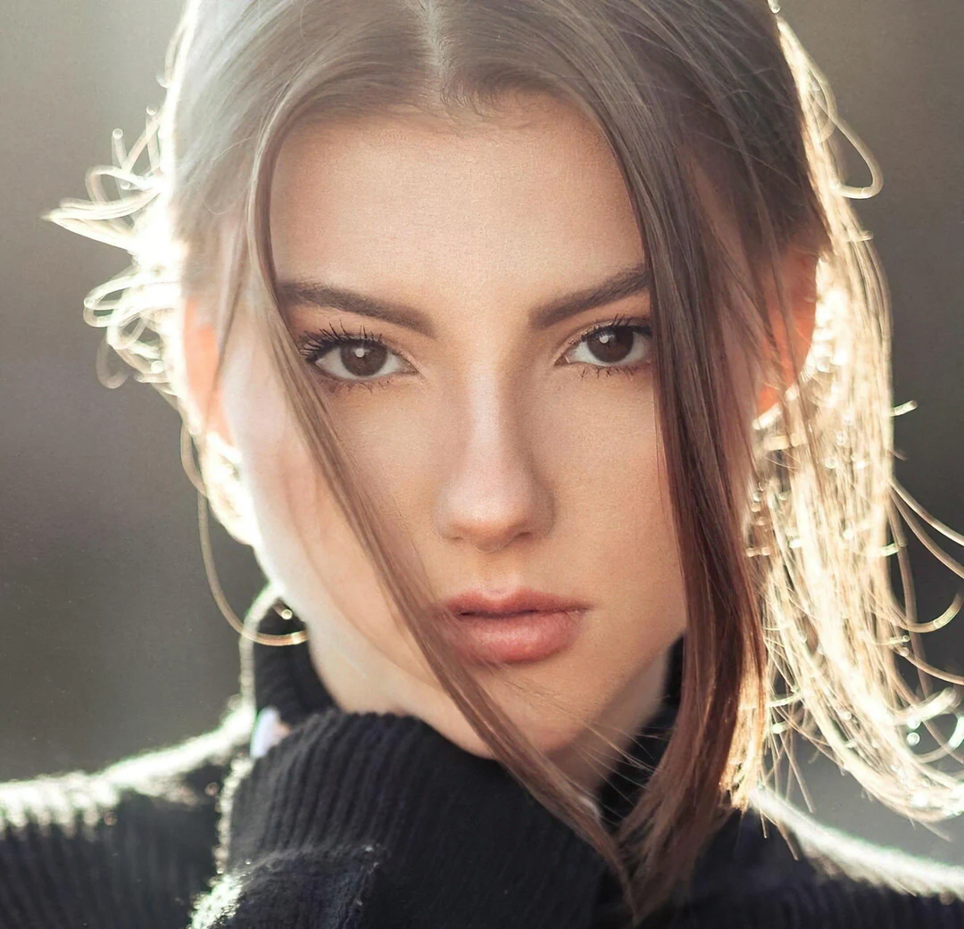 Ray Marie Morris | Scrolller