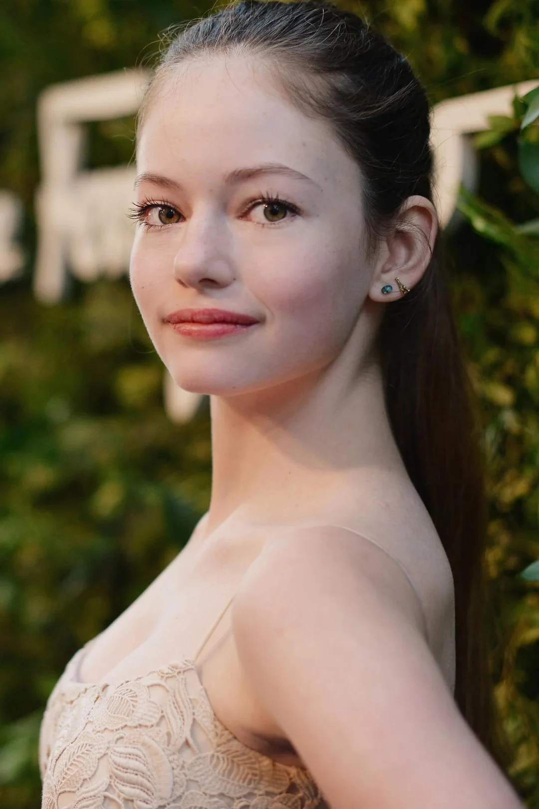 Mackenzie Foy | Scrolller