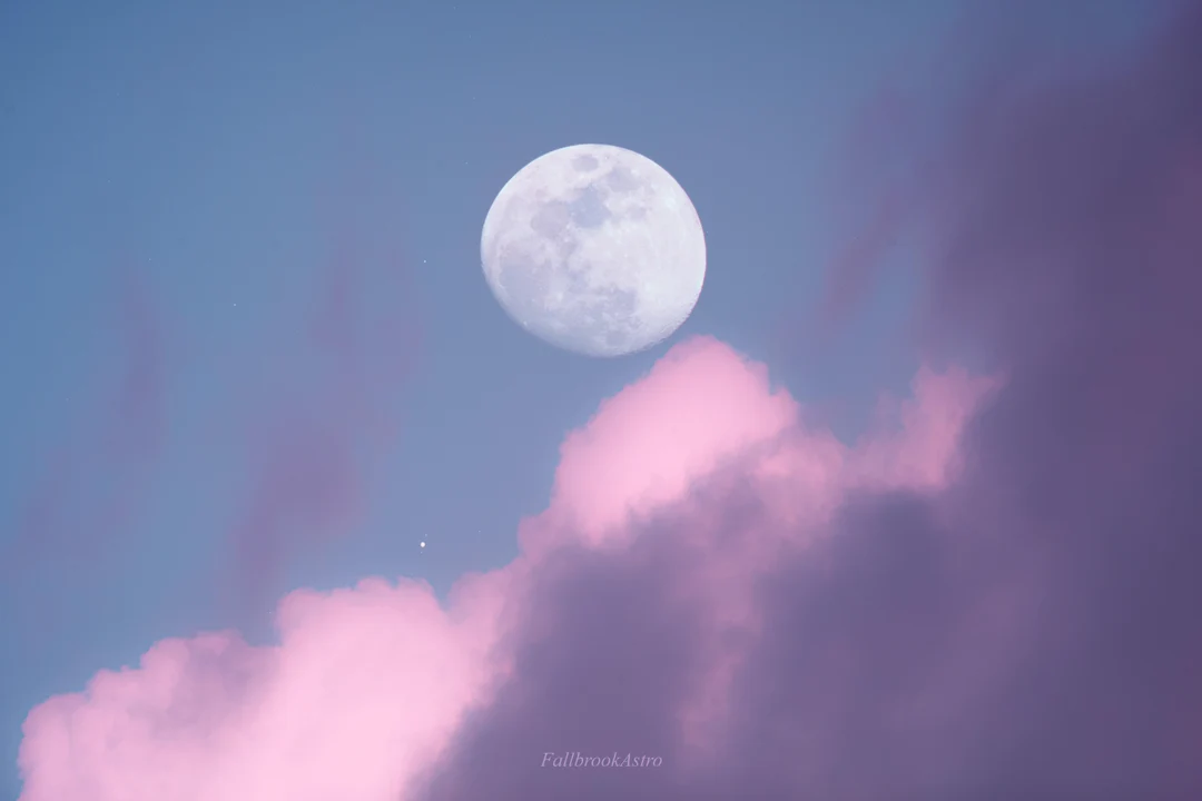 Black Friday Moon and Jupiter composite | Scrolller