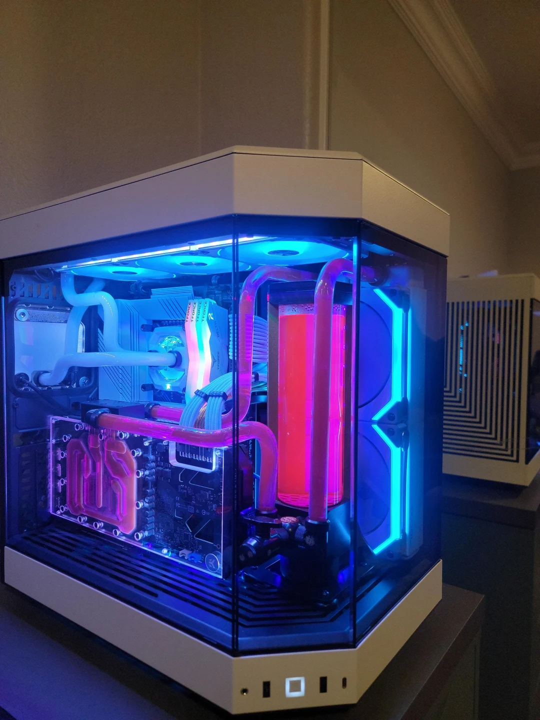 Y60 Dual Loop First Watercooling Build | Scrolller