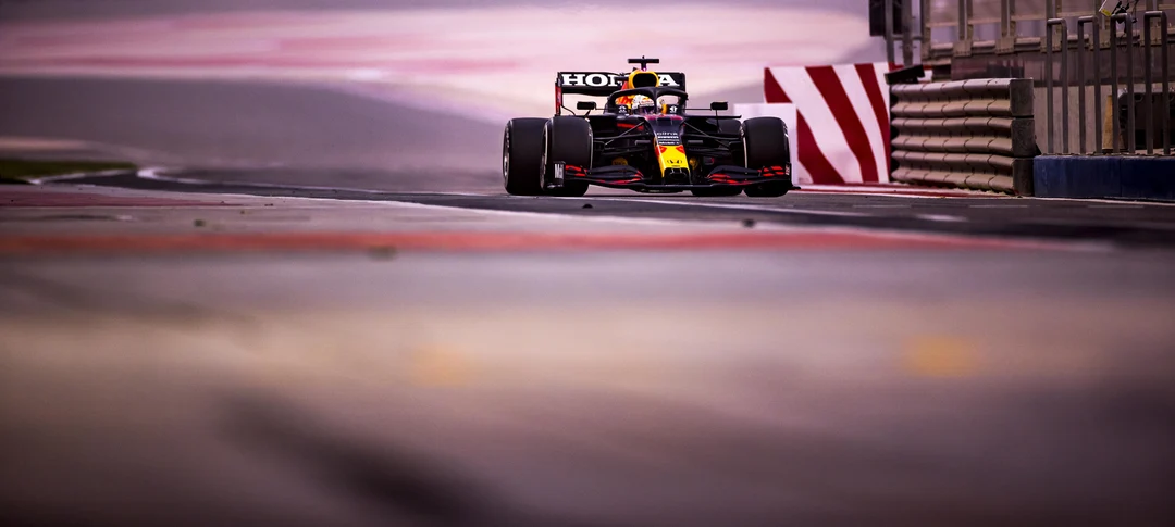 Max Verstappen Red Bull 2021 Bahrain GP [5385x2417] | Scrolller