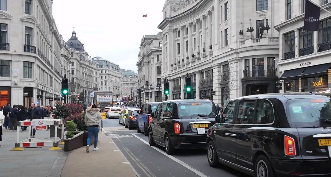 street of london | Scrolller