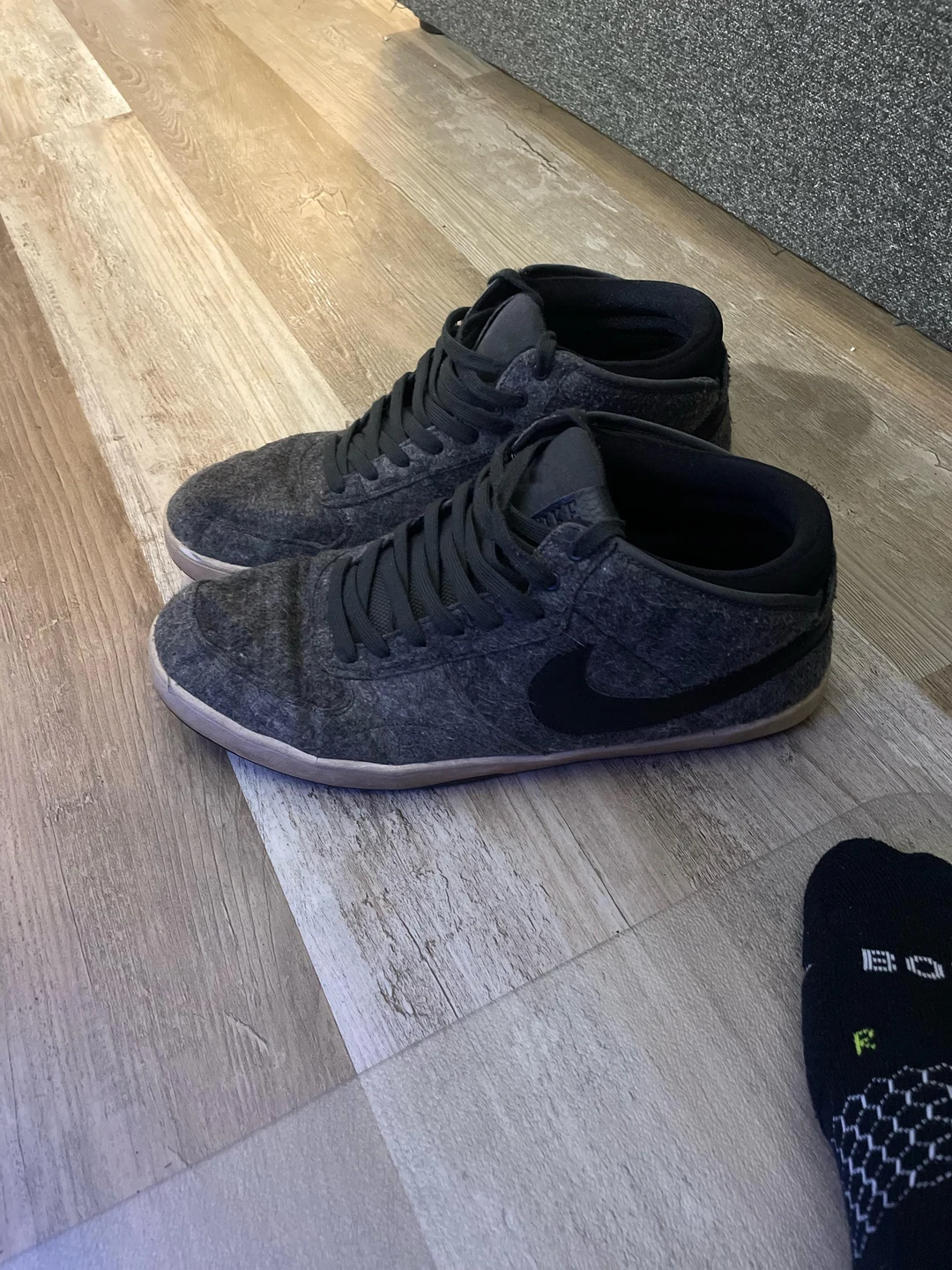 Identification Help | Scrolller