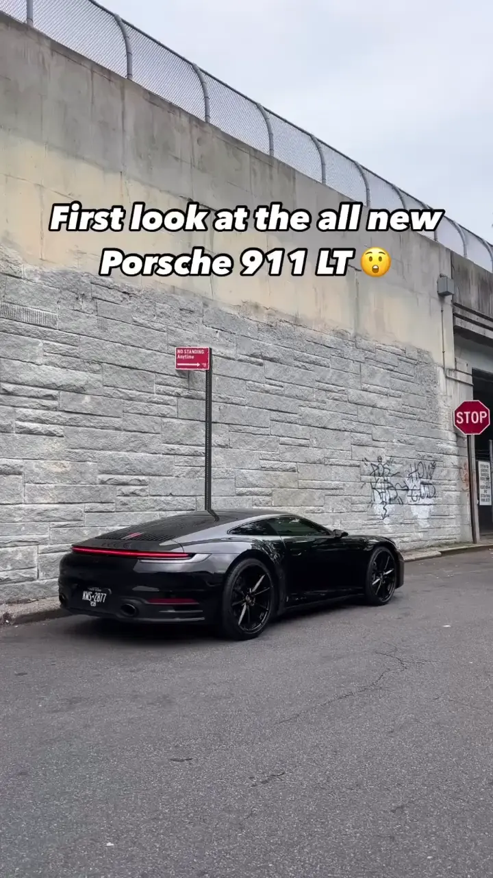 Call 911 | Scrolller