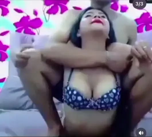 Camel Clutch makes her moan | Scrolller