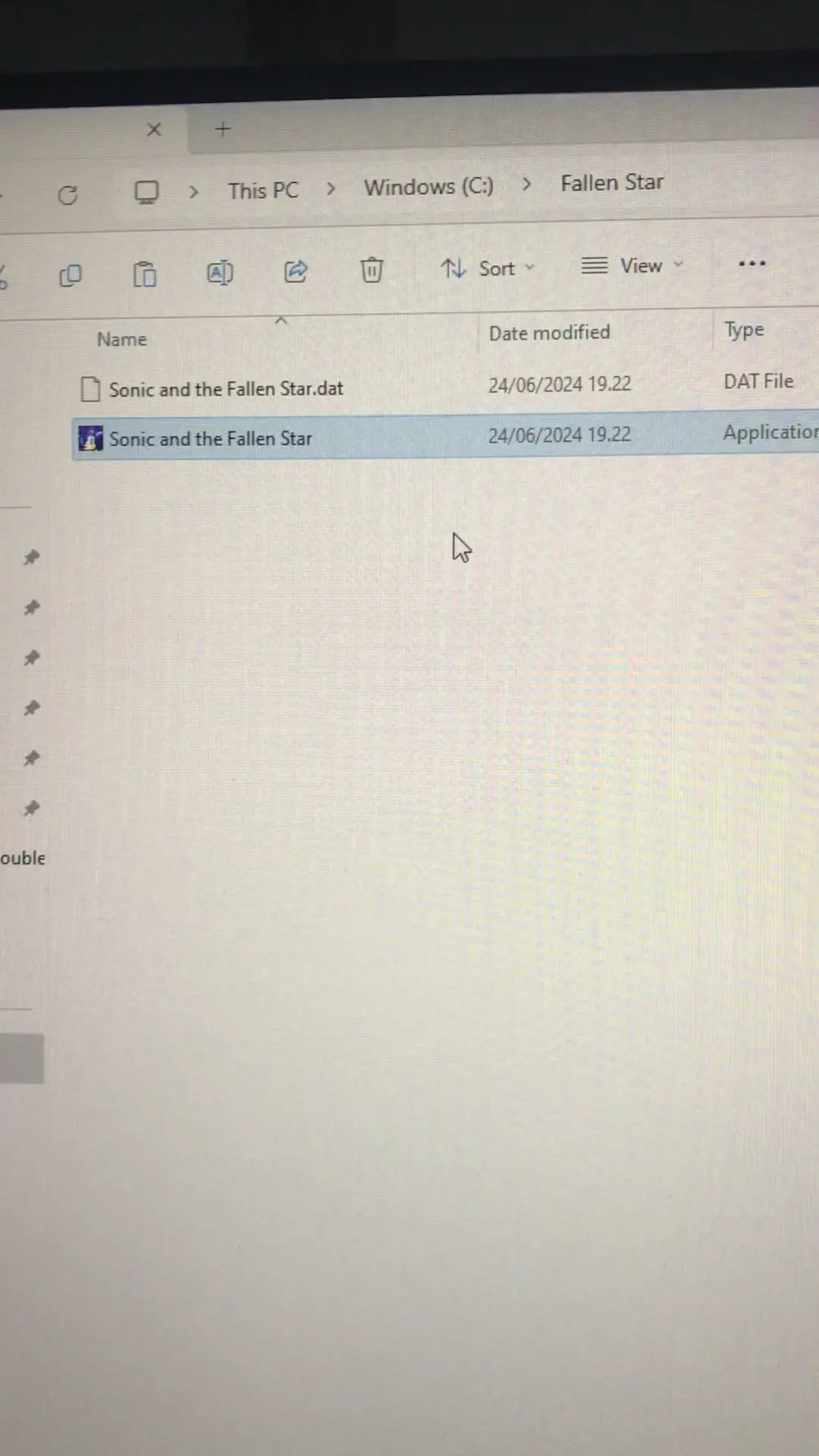 Can someone explain why This happens and how to get the game working? | Scrolller