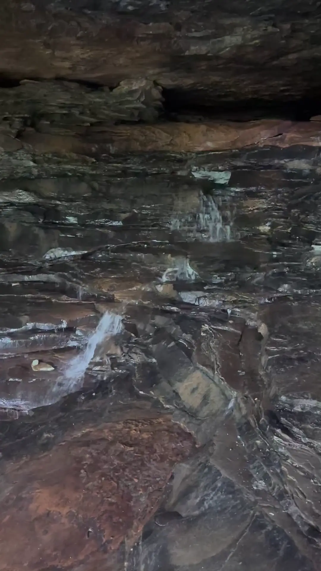 Carter Caves, KY | Scrolller