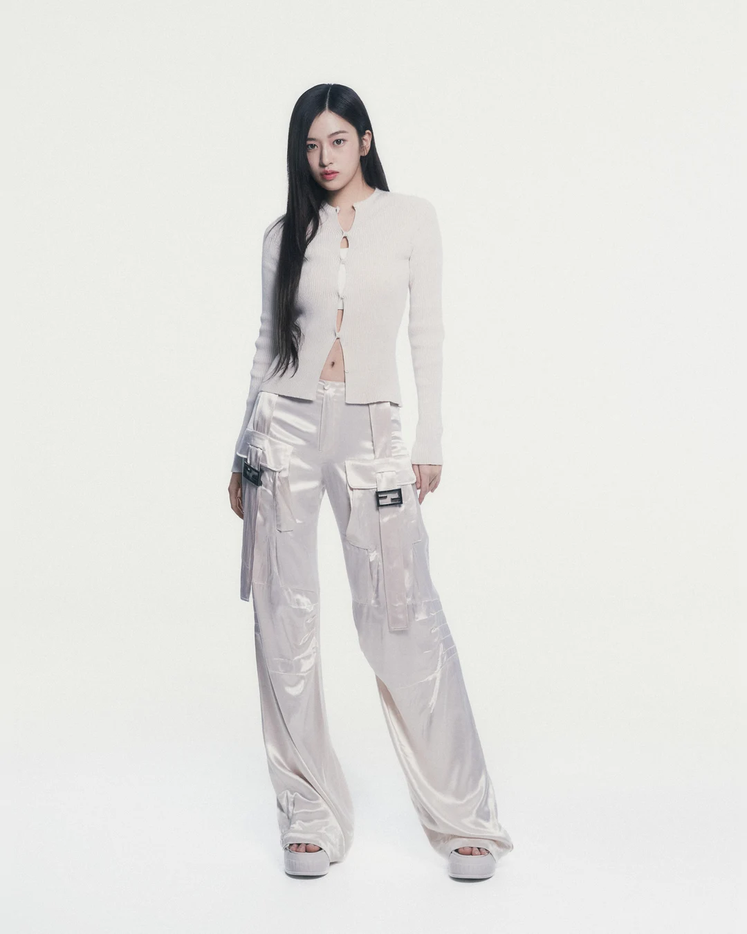 IVE - Yujin | Scrolller