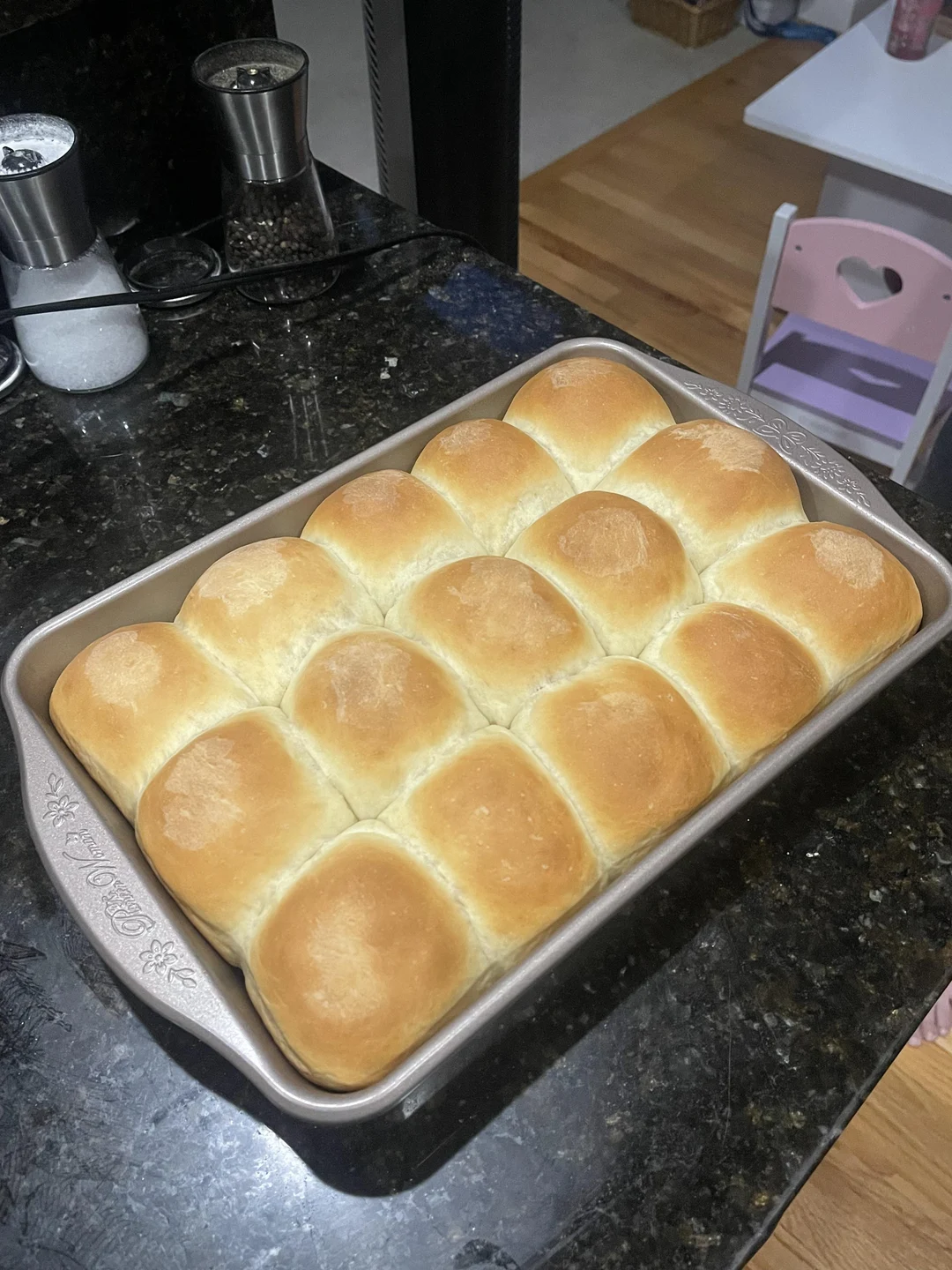 Warm potato rolls 😍 | Scrolller