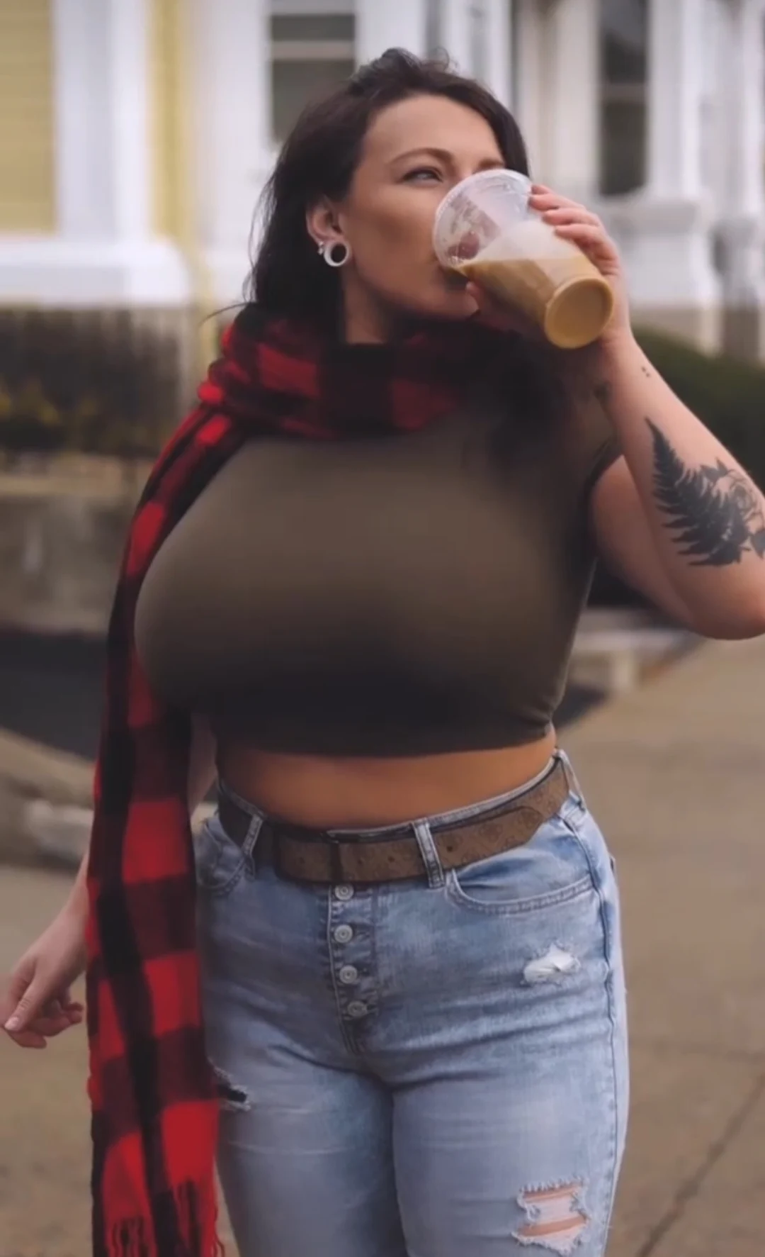 Starbucks | Scrolller