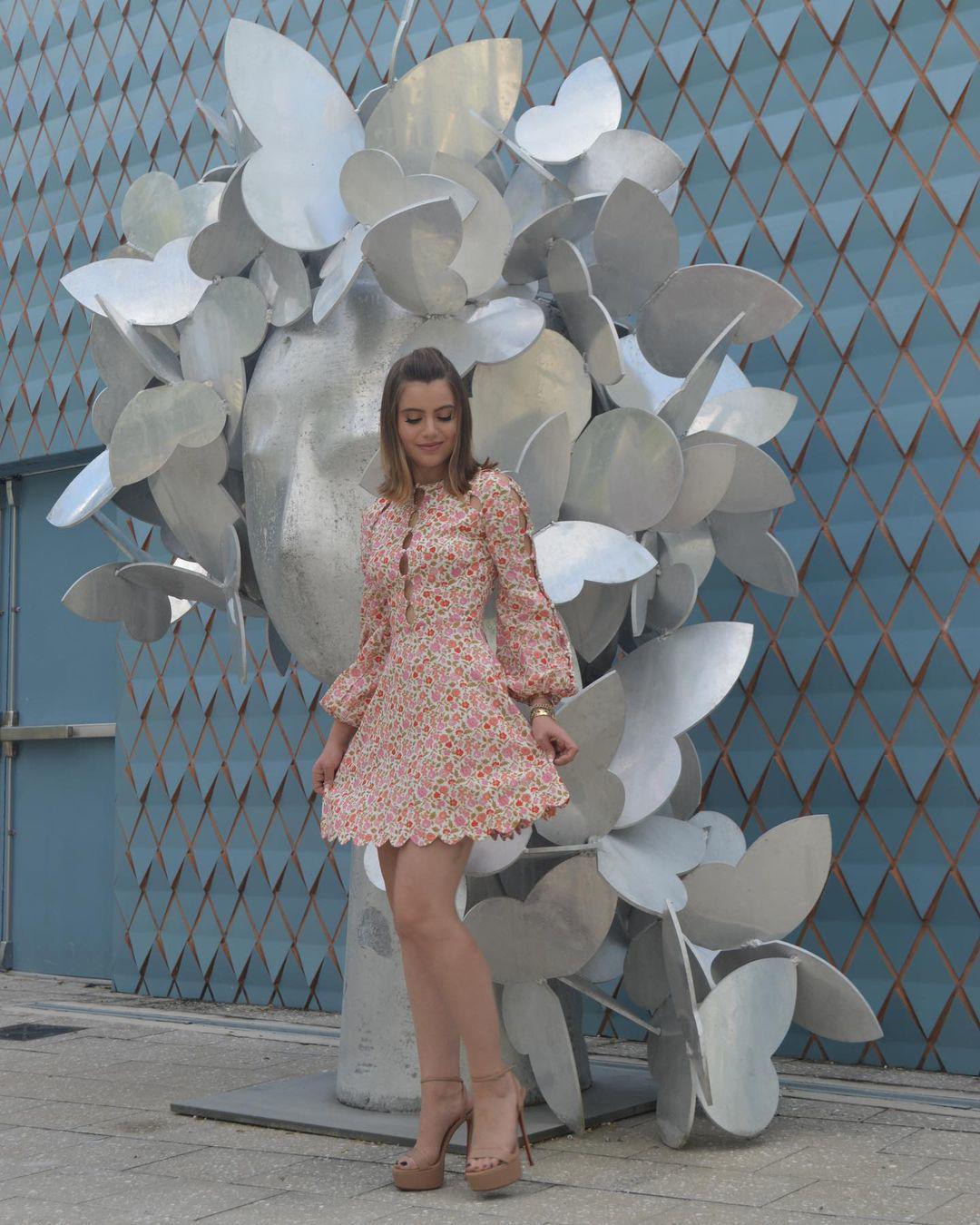 Sami Gayle | Scrolller