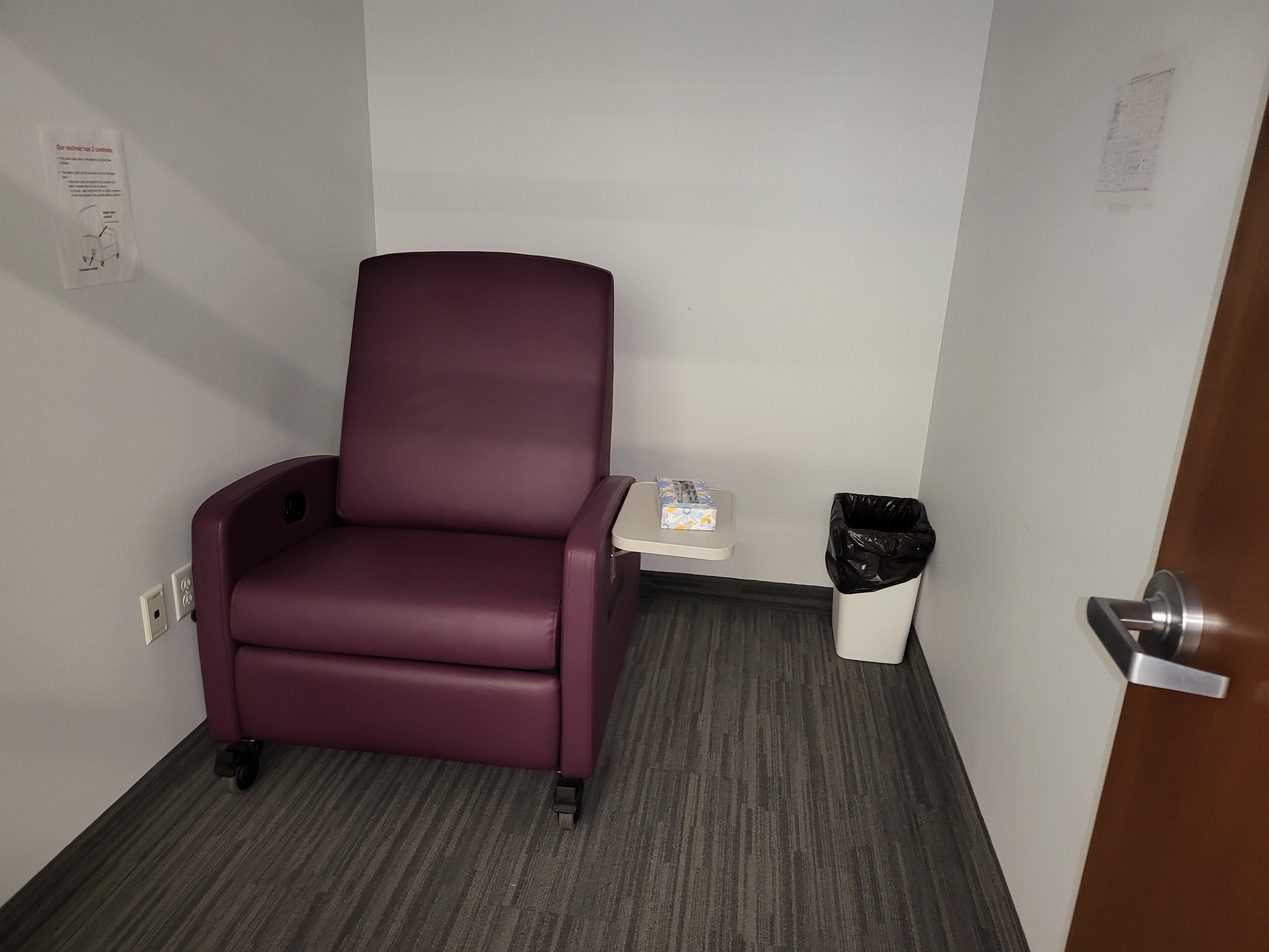 [OC] A private "relaxation room" at my office | Scrolller