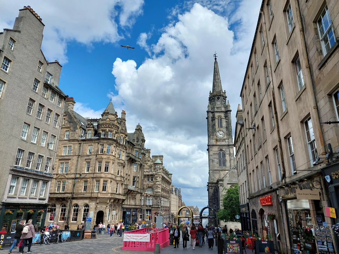 Edinburgh [OC] | Scrolller