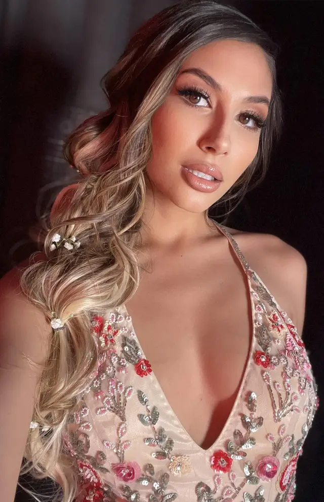 Gianna Dior | Scrolller