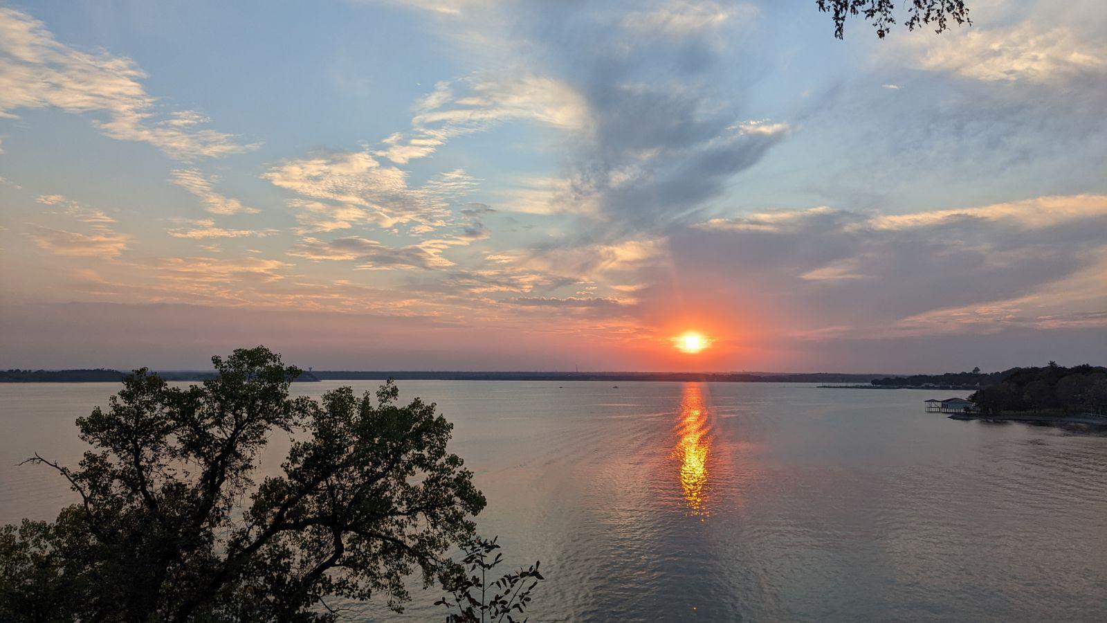 Discover more like SkyPorn: Sun setting over Eagle Mountain Lake in north Texas and Related ...
