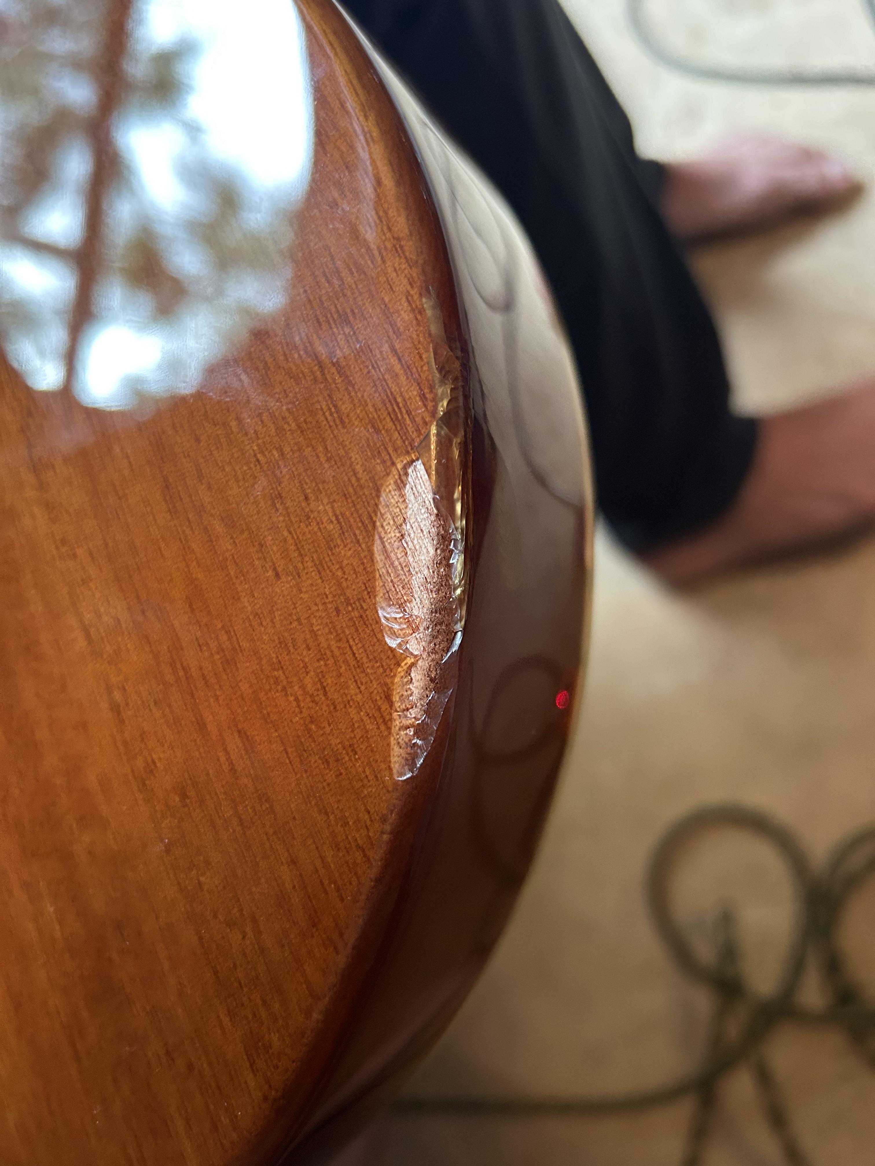 Any ideas on how to fix this chip? | Scrolller