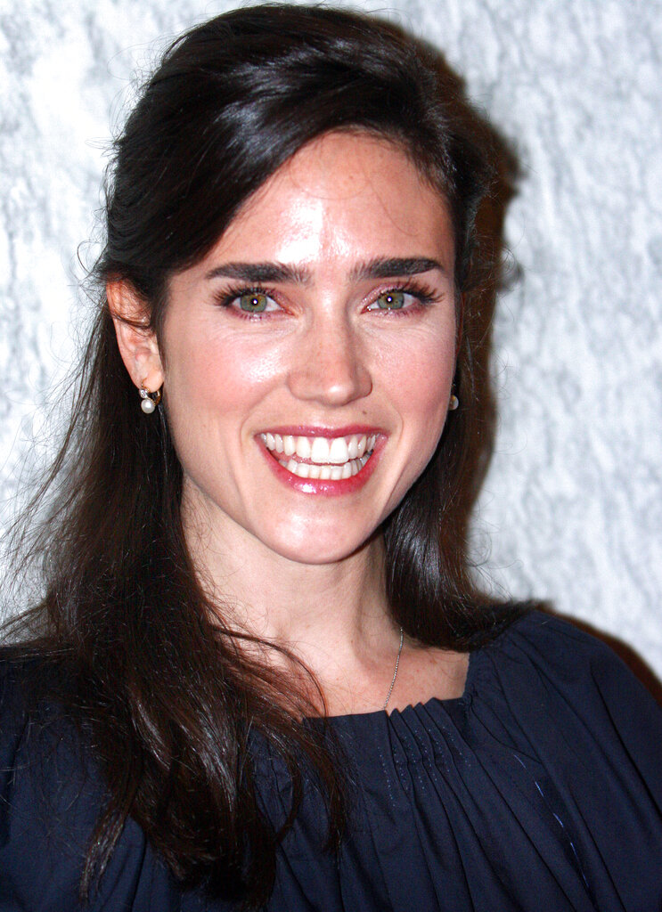 Premiere of Innocent Voices, 2005 | Scrolller