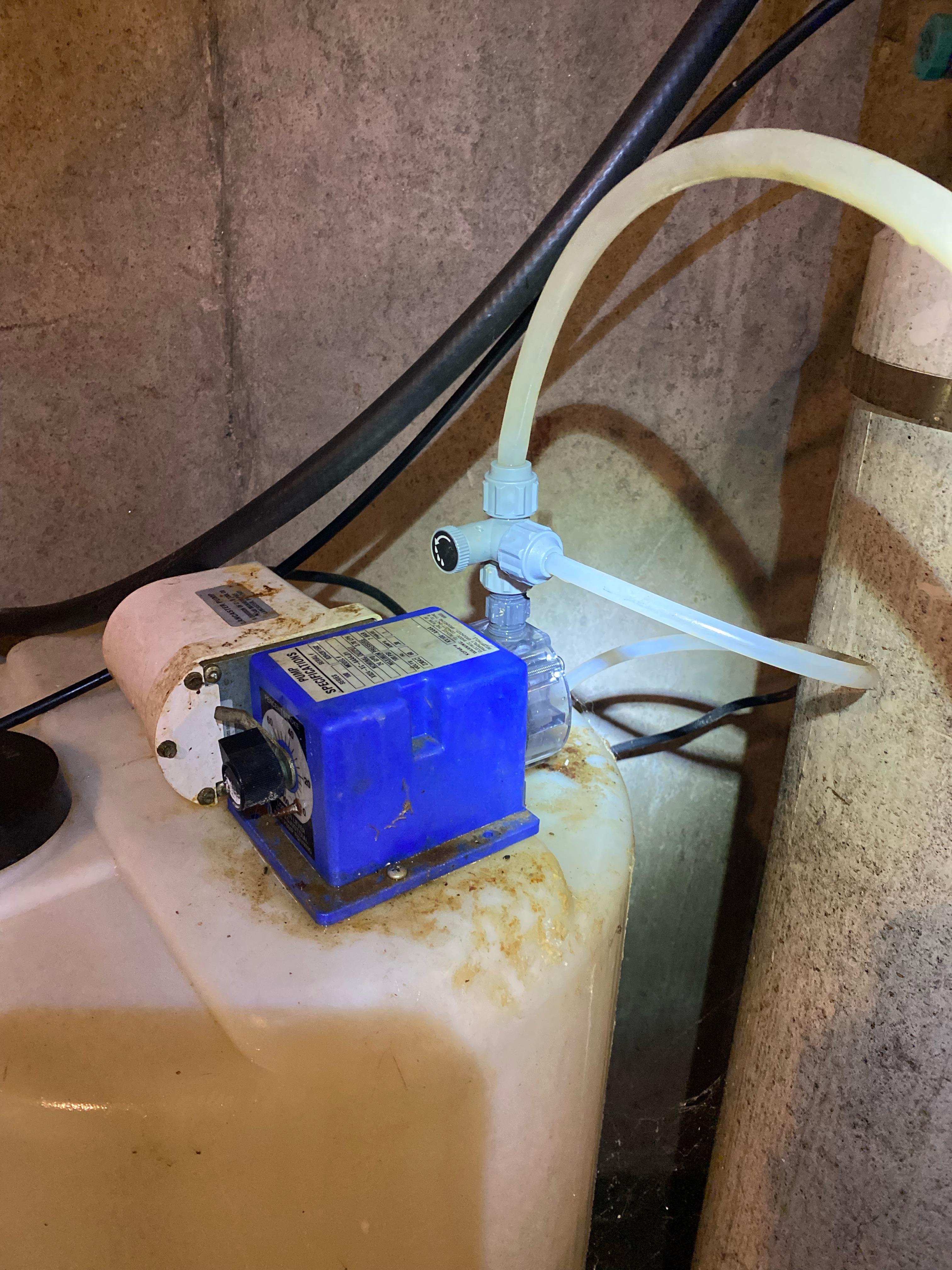 Any idea how I prime this pump? | Scrolller