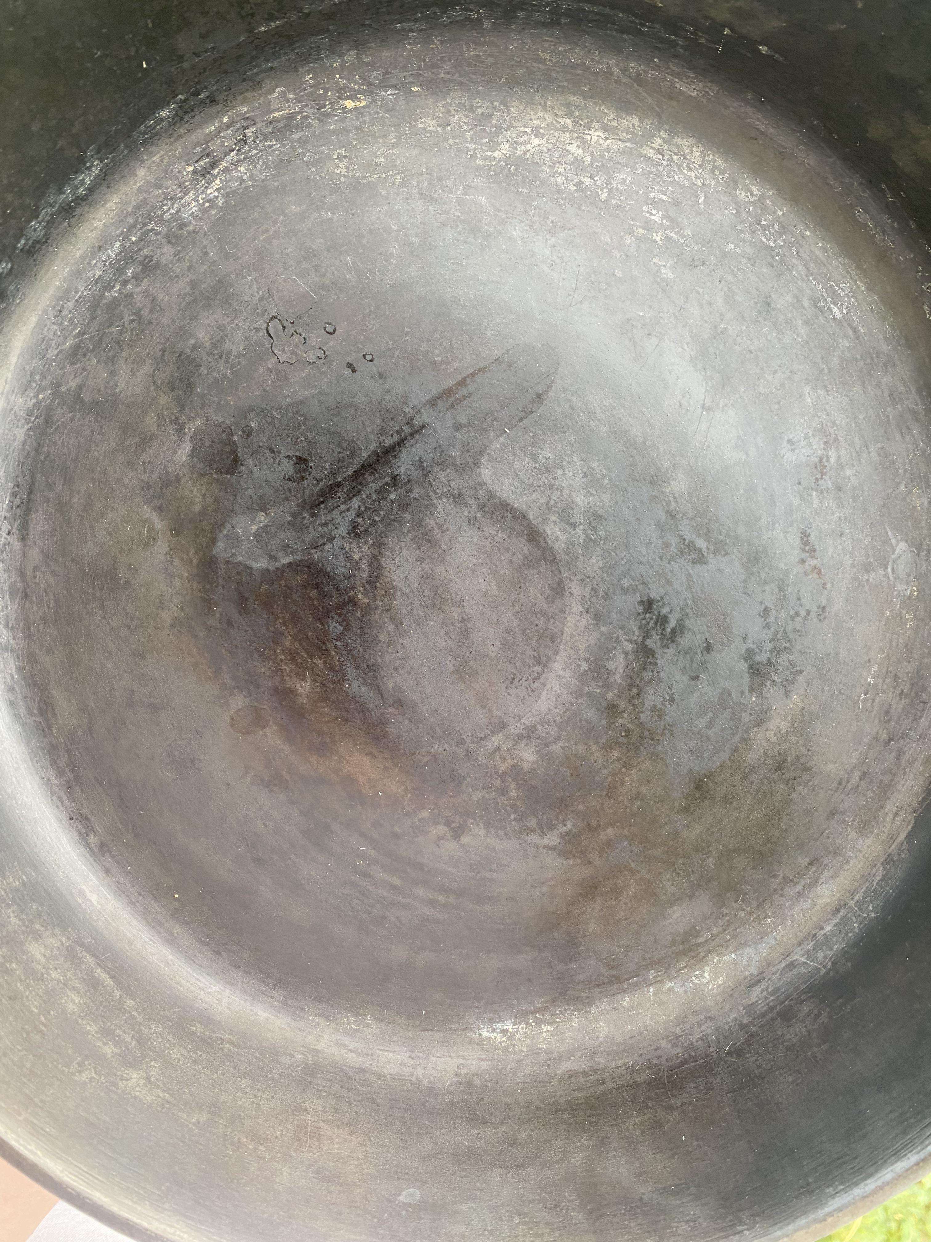 Help identifying/ cool pan | Scrolller