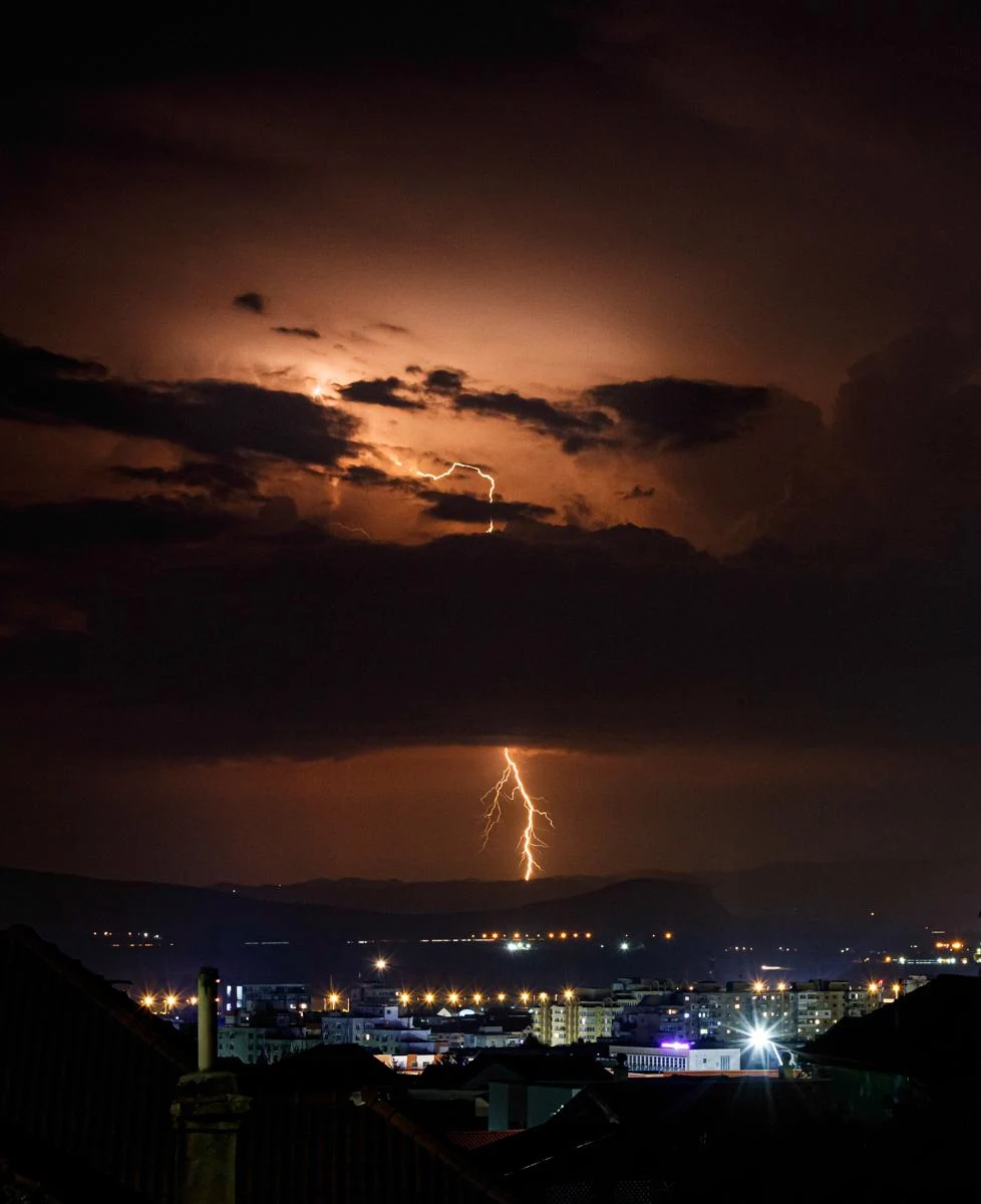 Massive lightning in far away mountains, about 50km away, Romania [OC] | Scrolller