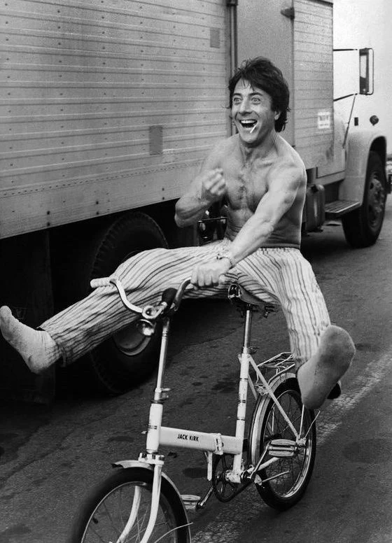 Dustin Hoffman on the set of Marathon Man (John Schlesinger, 1976). | Scrolller