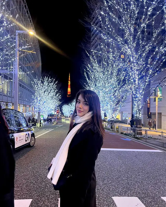 Ruri Ohama | Scrolller