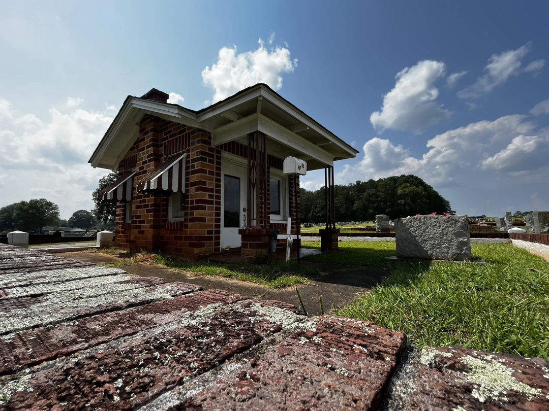 Dollhouse Grave of Little Nadine Earles | Scrolller