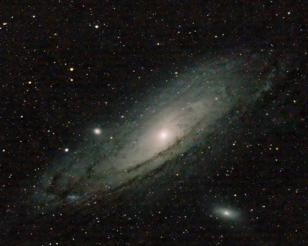 M31 the andromeda galaxy | Scrolller