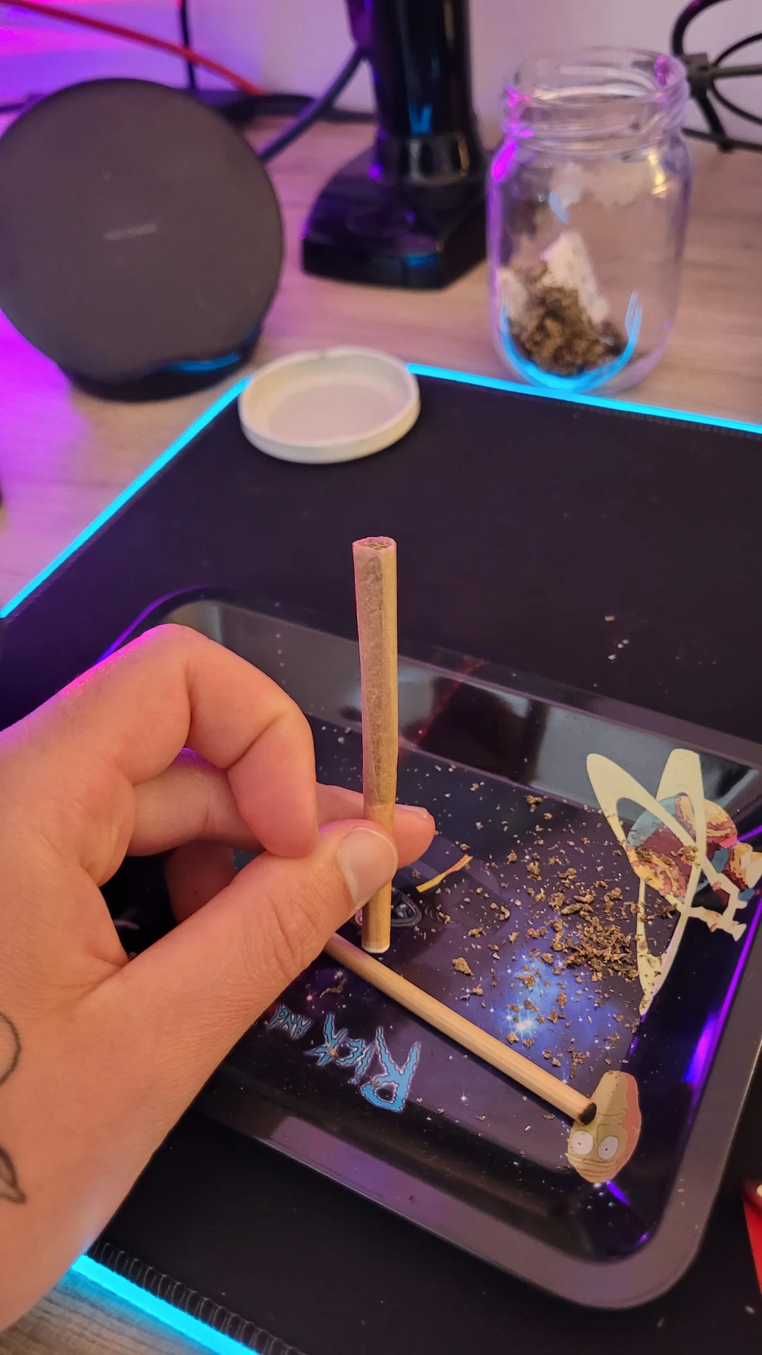 Sunday joint | Scrolller