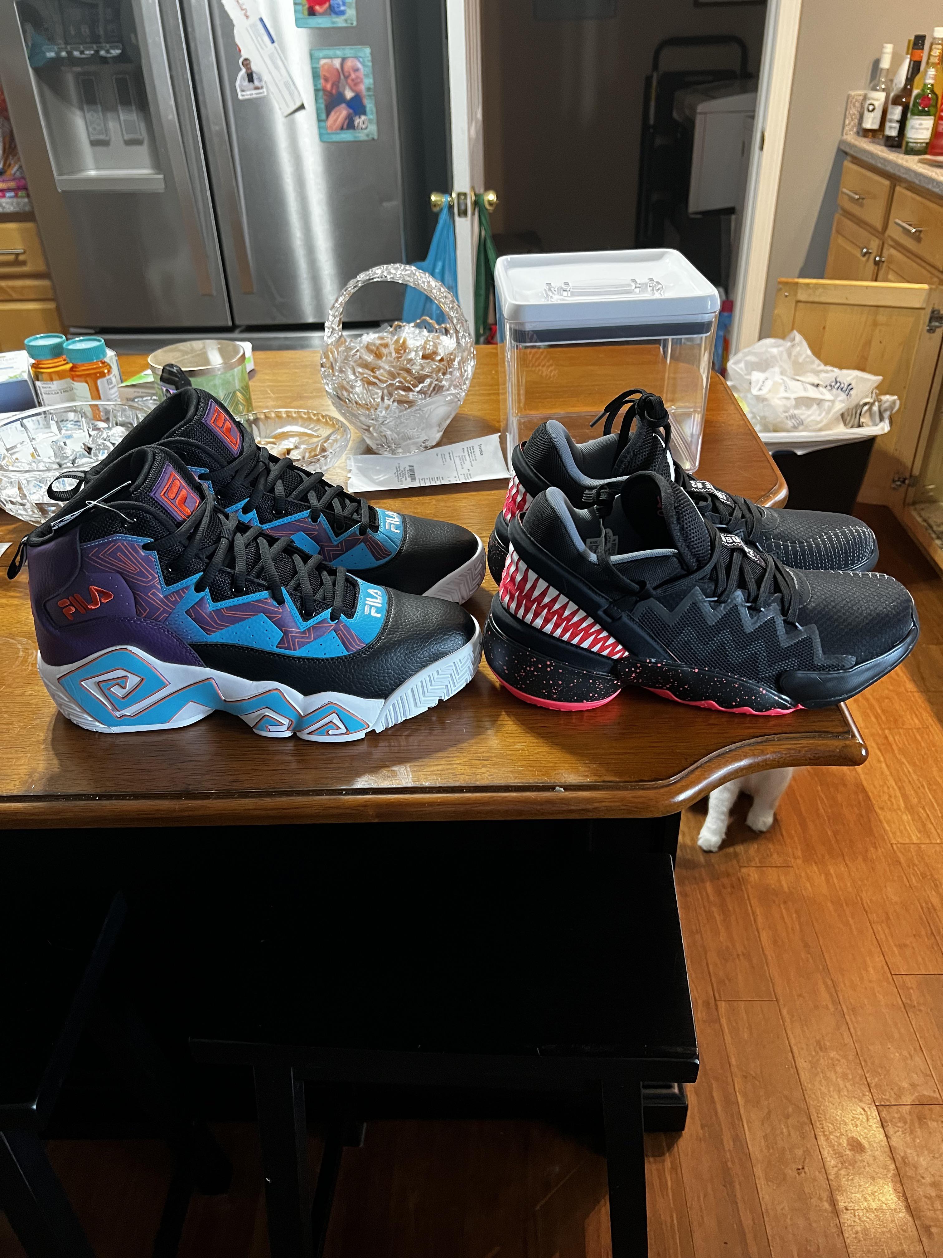 Ross finds of the day | Scrolller