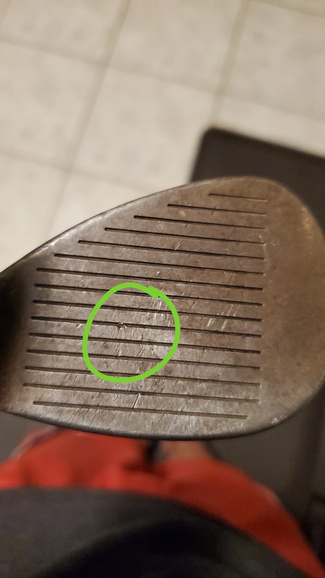 Question regarding chip on wedge | Scrolller