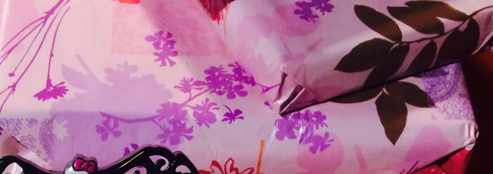 Wanting to recreate this special wrapping paper design from two photos | Scrolller