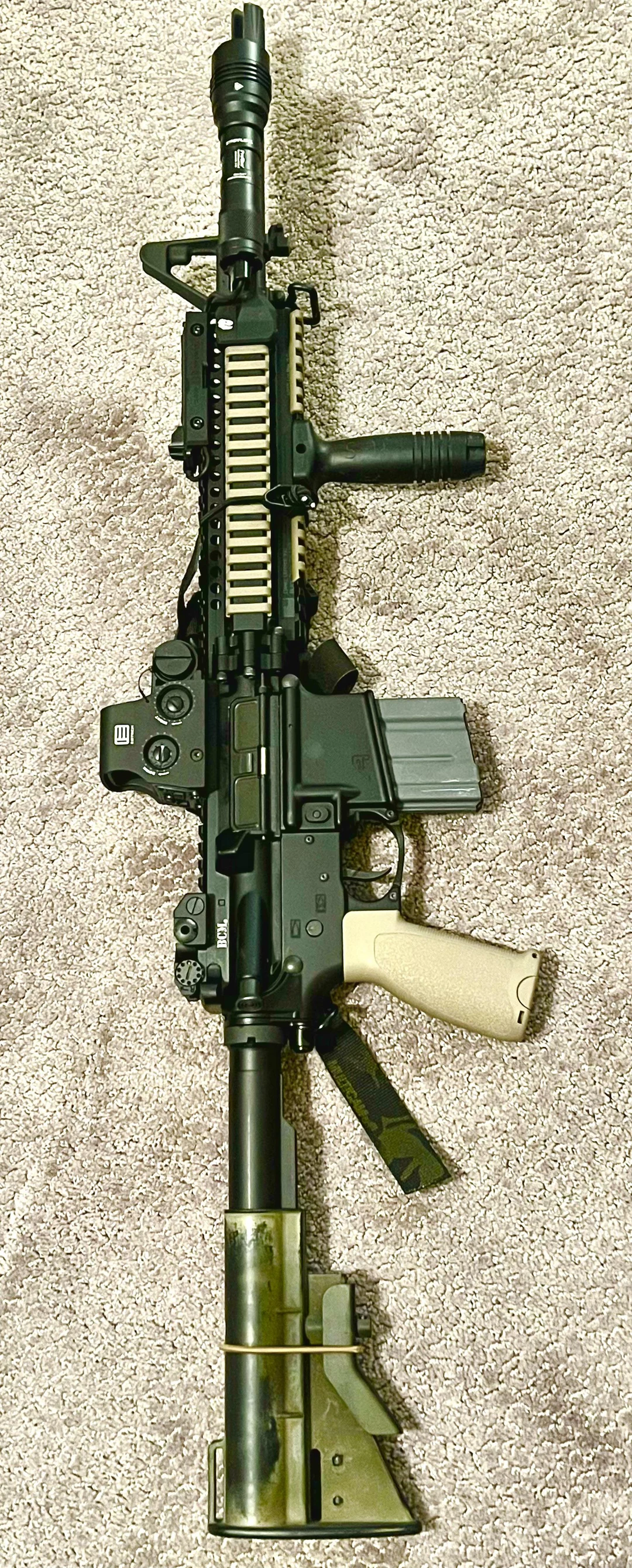 My rifle. | Scrolller
