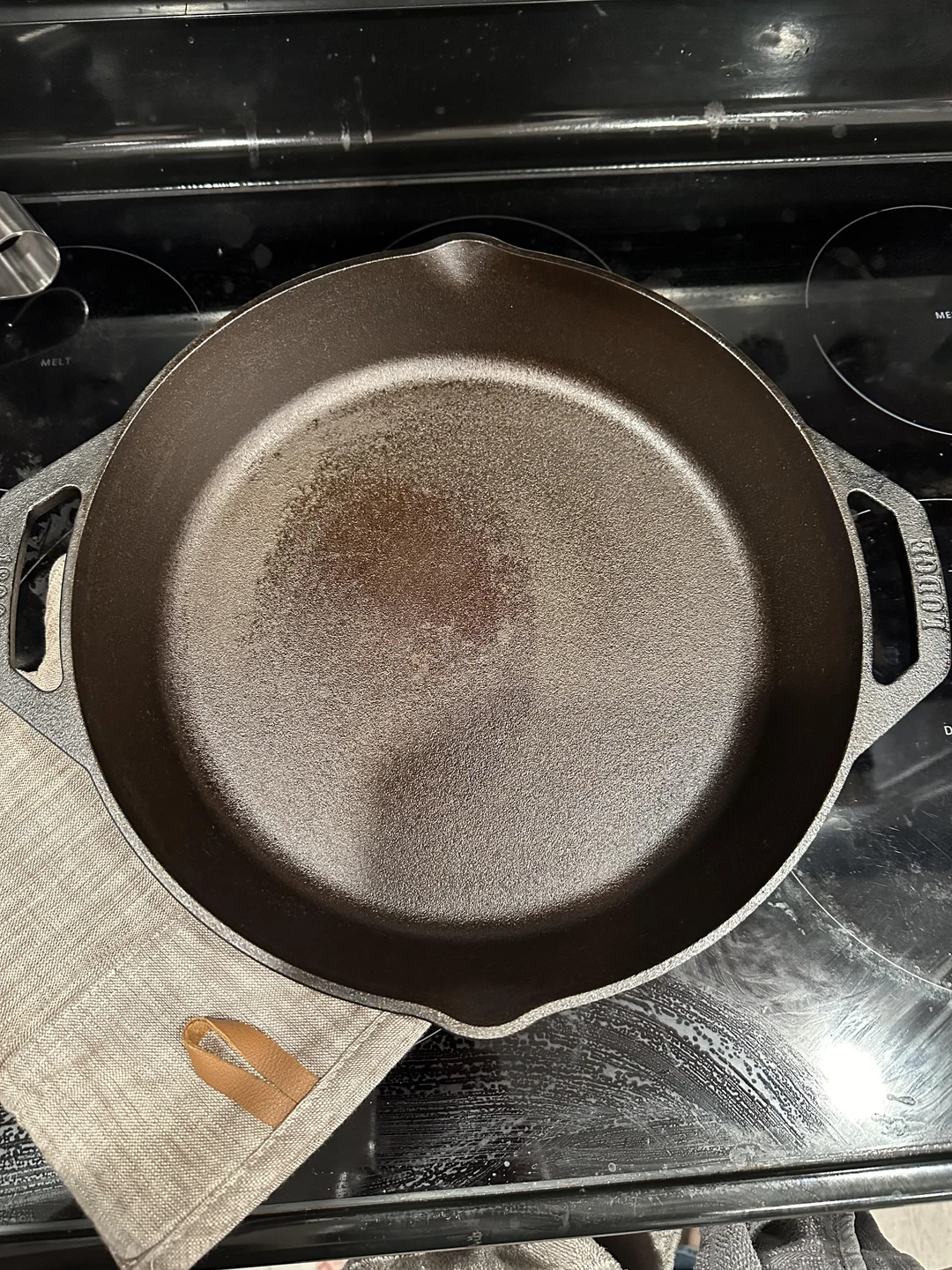 First time I’ve seasoned cast iron | Scrolller