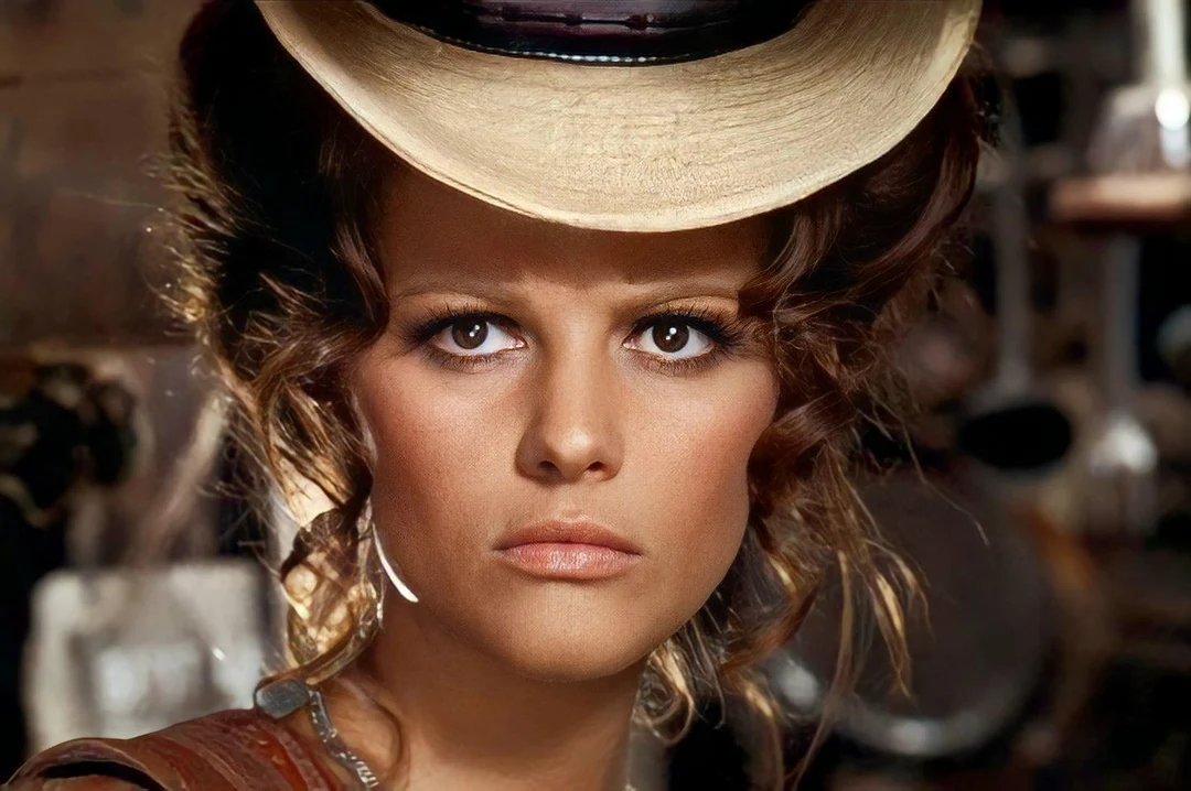 Claudia Cardinale 1968 | Scrolller