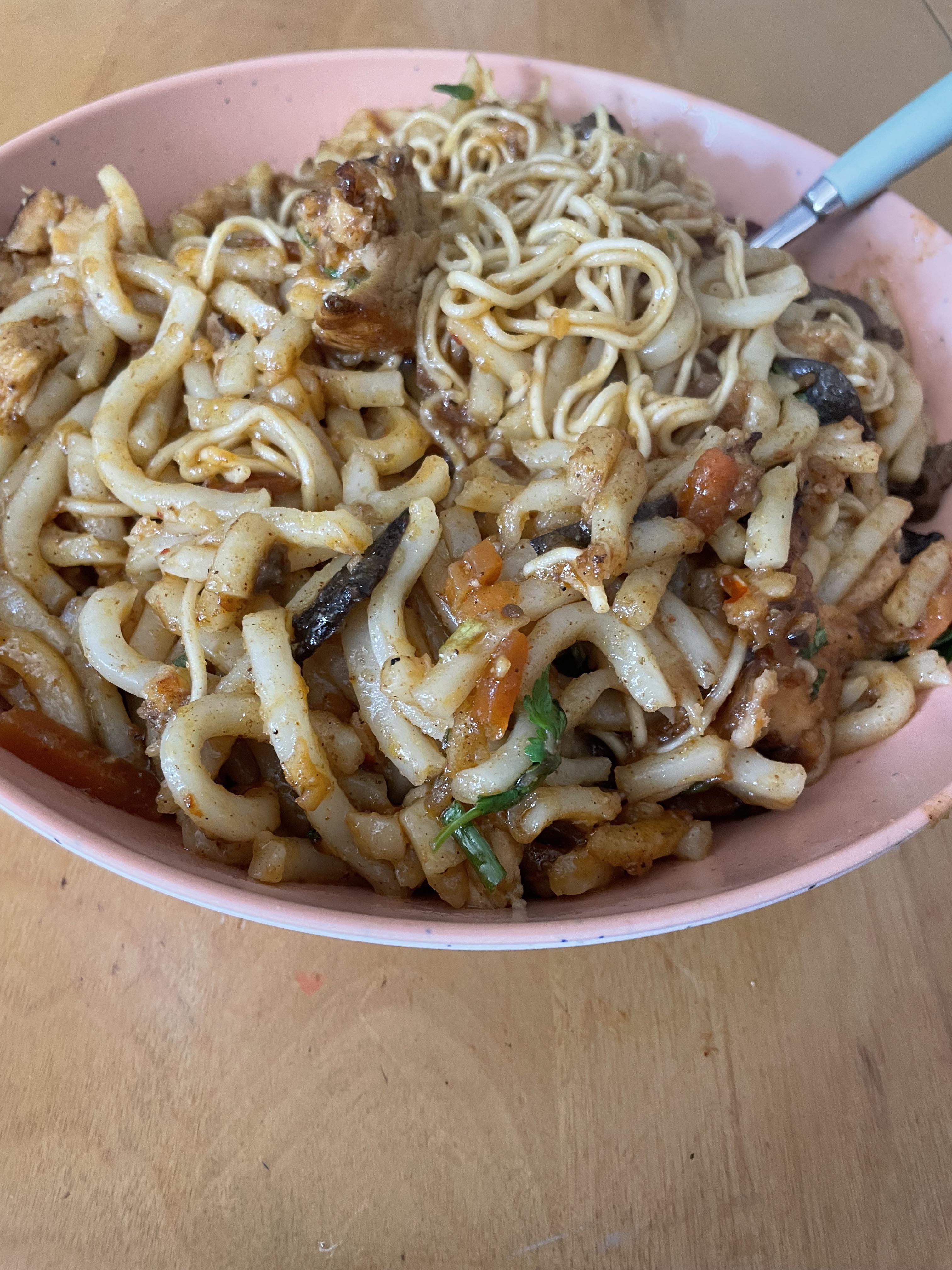 [homemade] korean udon bbq noodles | Scrolller