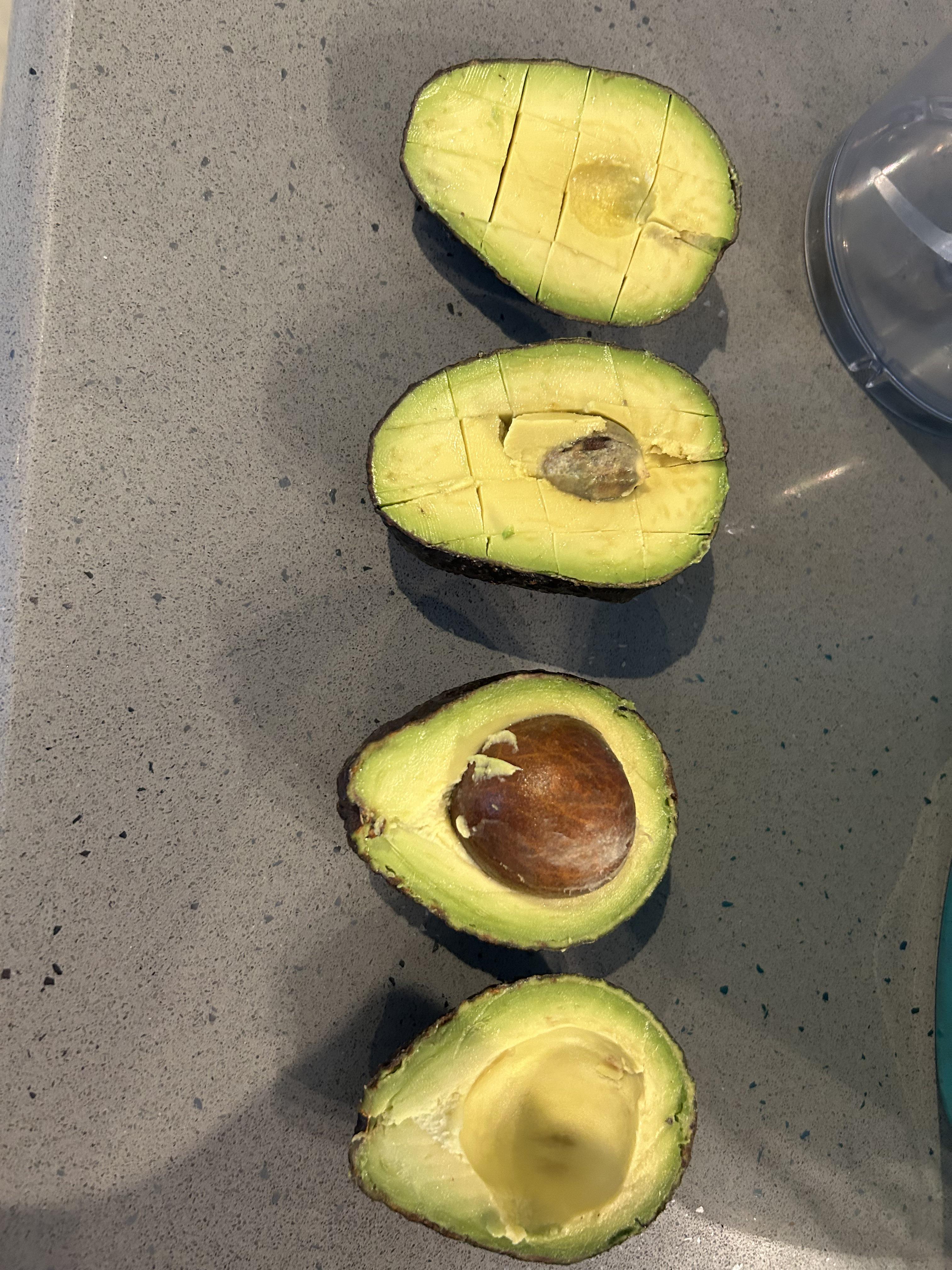 The size difference between these avocado pits | Scrolller