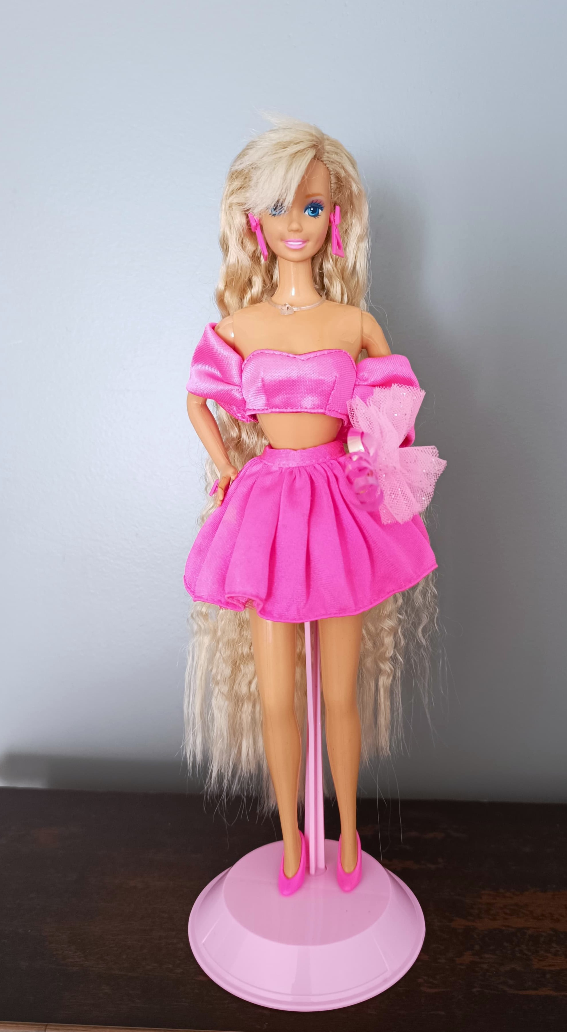 Retro. 90's my favourite Barbie era | Scrolller